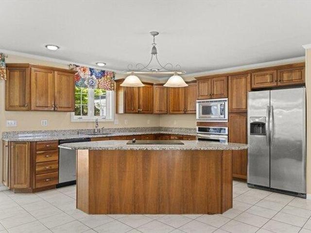 house with 4 bedroom, Westfield MA ES105080076