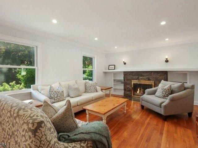 house with 4 bedroom, Westfield NJ ES104811346