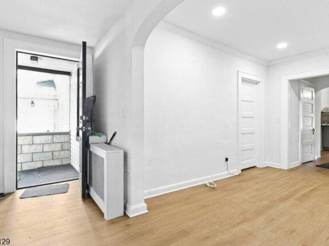 house with 4 bedroom, Westfield NJ ES105125584