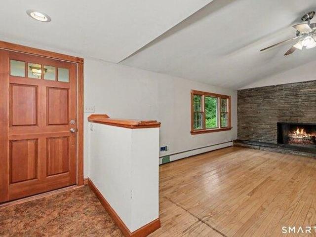 house with 4 bedroom, Weston CT DS103124915