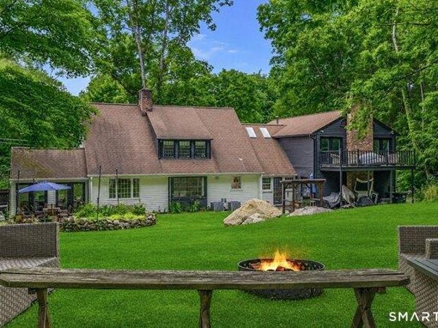 house with 4 bedroom, Weston CT DS104264554