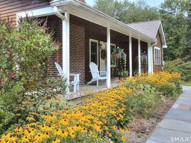 house with 4 bedroom, Weston CT ES104443911