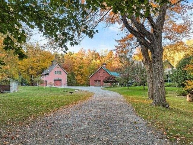 house with 4 bedroom, Weston MA DLS102370033