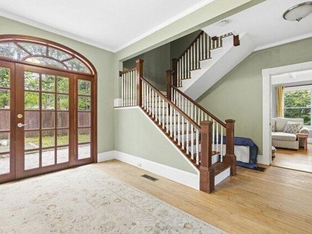 house with 4 bedroom, Weston MA DLS103016365