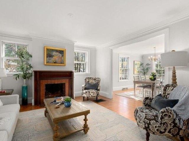 house with 4 bedroom, Weston MA DS102412701