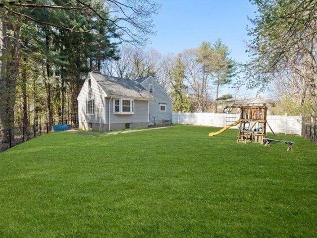house with 4 bedroom, Weston MA DS102062543