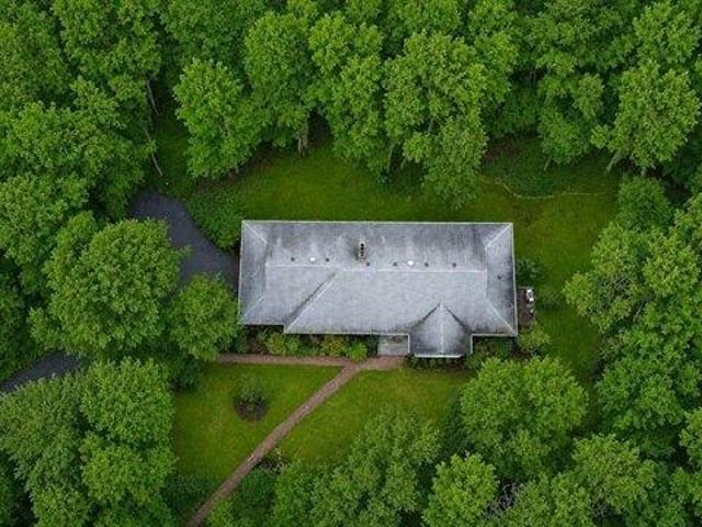 house with 4 bedroom, Weston MA ES102823905