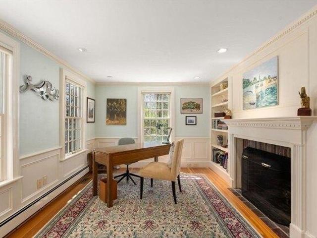 house with 4 bedroom, Weston MA ES103017921