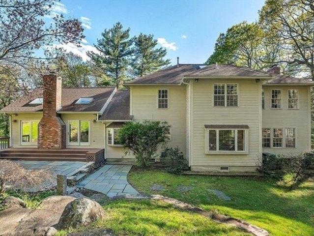 house with 4 bedroom, Weston MA ES103162494