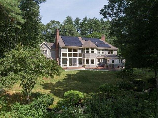 house with 4 bedroom, Weston MA ES104720691