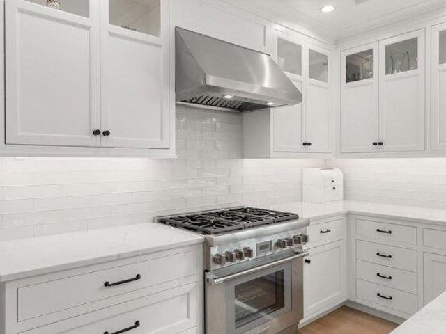house with 4 bedroom, Weston MA ES105558677