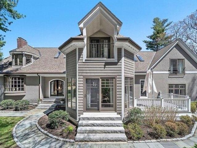 house with 4 bedroom, Weston MA ES105124265