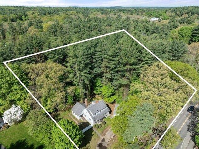 house with 4 bedroom, Weston MA ES105240528
