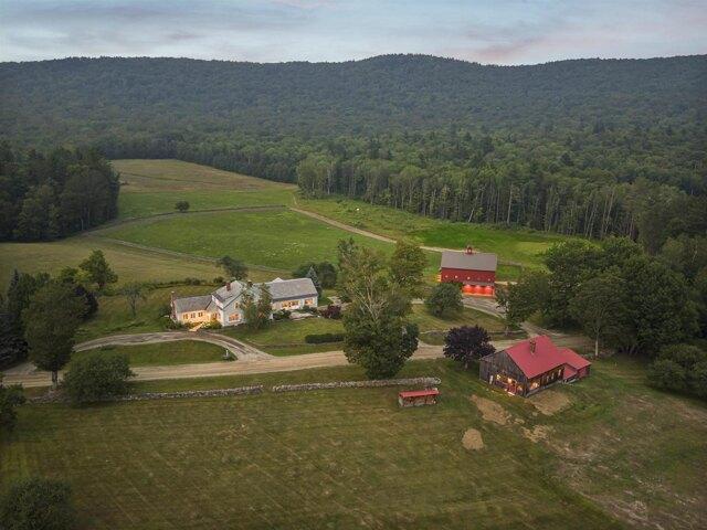 house with 4 bedroom, Weston VT DS102315528