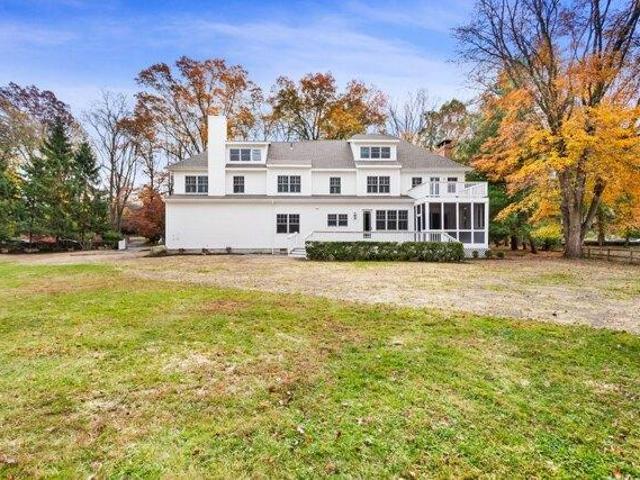 house with 4 bedroom, Westport CT DLS101631702