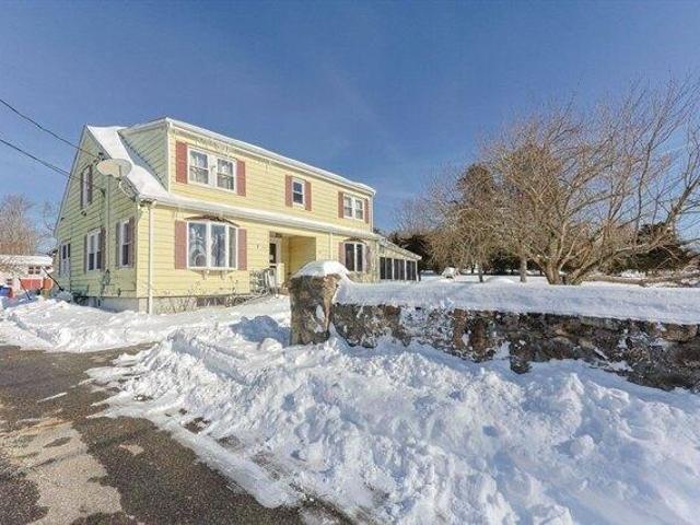house with 4 bedroom, Westport MA DLS101705722
