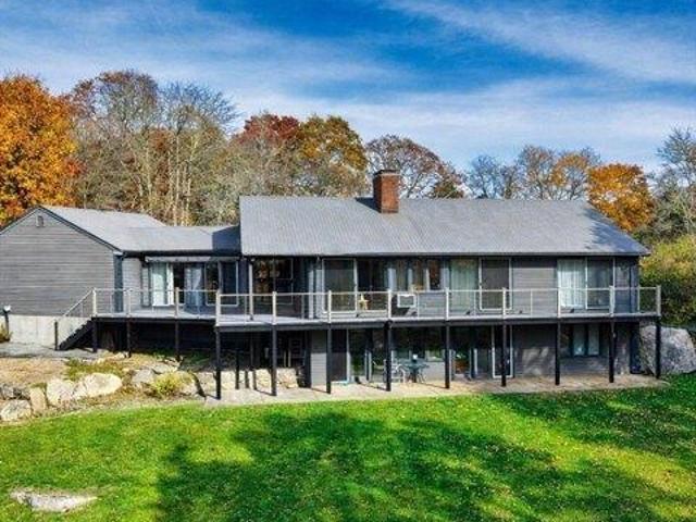 house with 4 bedroom, Westport MA DLS102442987