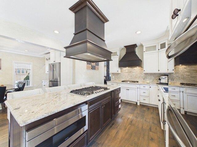 house with 4 bedroom, Westport MA DLS102030191