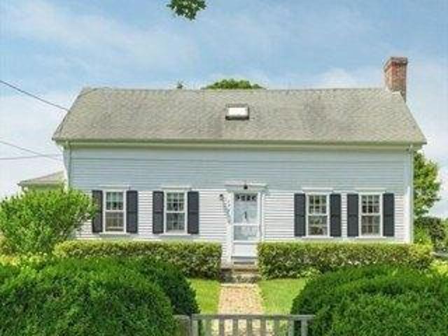 house with 4 bedroom, Westport MA DS102410970