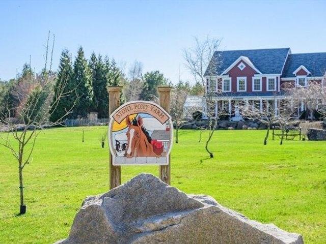 house with 4 bedroom, Westport MA ES104010476
