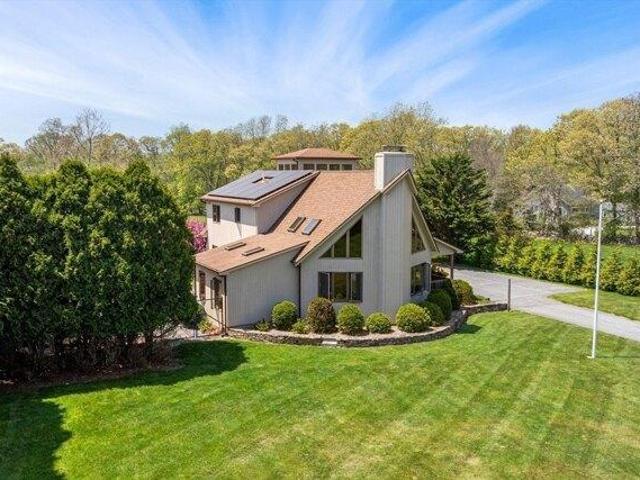 house with 4 bedroom, Westport MA ES104445586
