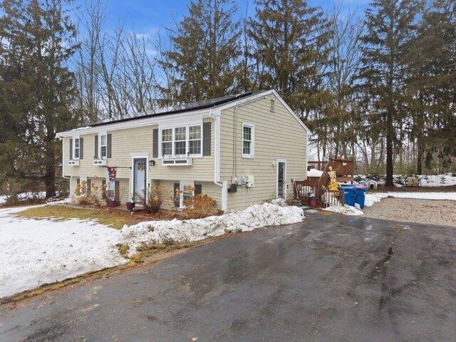 house with 4 bedroom, Westport MA ES105079827
