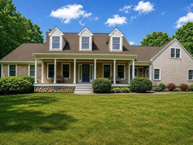 house with 4 bedroom, Westport MA ES105125272