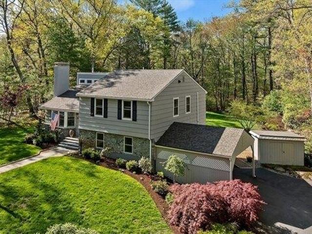house with 4 bedroom, Westwood MA DLS102369700