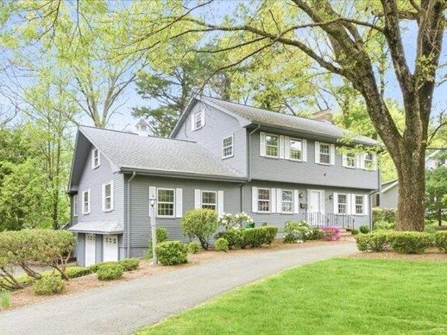 house with 4 bedroom, Westwood MA DS102585904