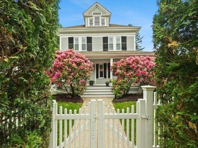 house with 4 bedroom, Westwood MA DS103222222