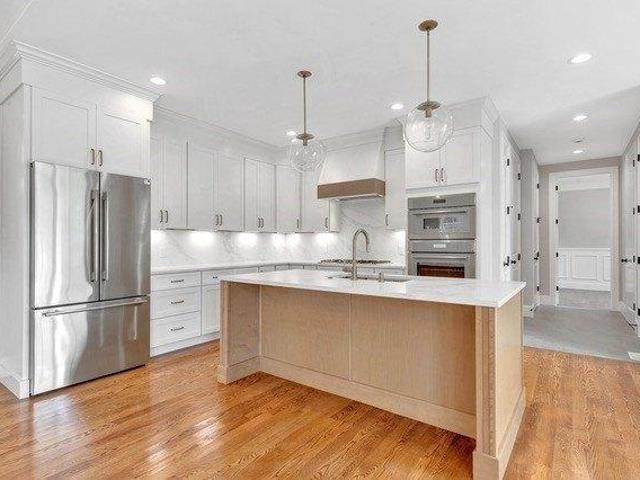 house with 4 bedroom, Westwood MA ES105060414
