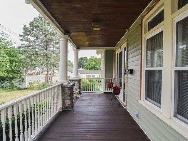 house with 4 bedroom, Westwood MA ES105116045