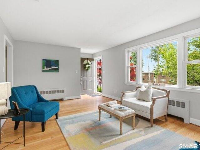 house with 4 bedroom, Wethersfield CT ES103432493
