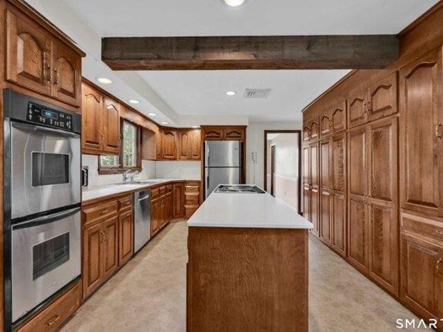 house with 4 bedroom, Wethersfield CT ES105125666