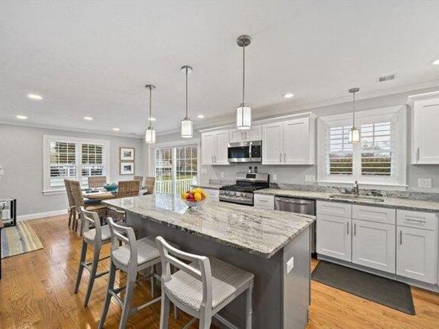 house with 4 bedroom, Weymouth MA DLS101897686
