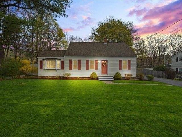 house with 4 bedroom, Weymouth MA DLS102447088
