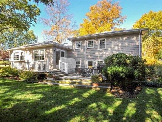 house with 4 bedroom, Weymouth MA DLS102212214