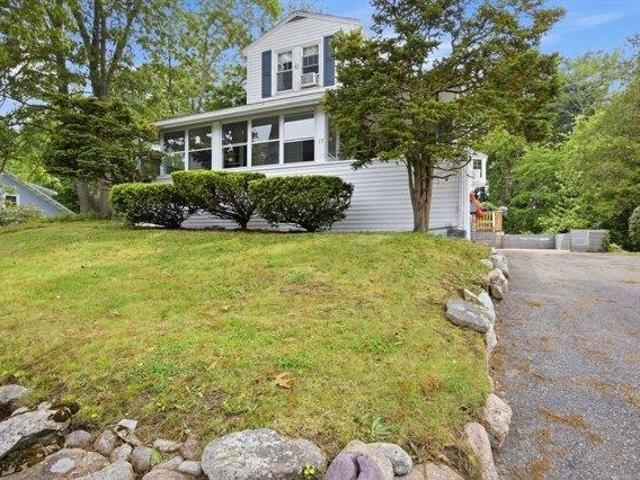 house with 4 bedroom, Weymouth MA DLS103072718
