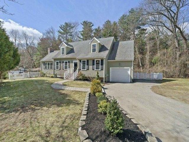 house with 4 bedroom, Weymouth MA DS102444332