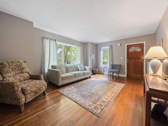 house with 4 bedroom, Weymouth MA ES102823456