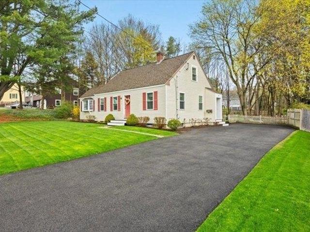 house with 4 bedroom, Weymouth MA ES103037499