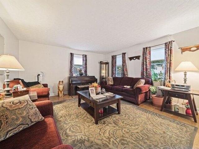 house with 4 bedroom, Weymouth MA ES103189481