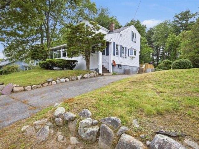 house with 4 bedroom, Weymouth MA ES104190277