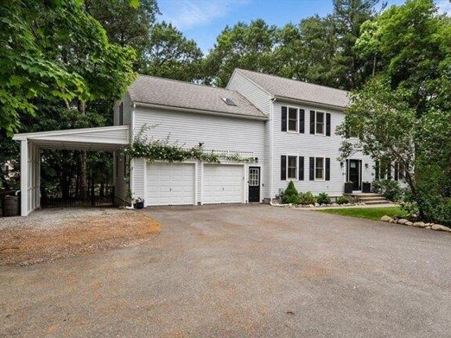 house with 4 bedroom, Weymouth MA ES104947102