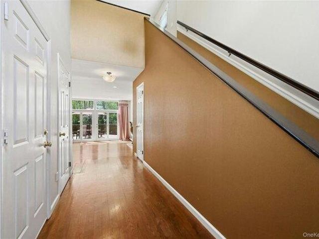 house with 4 bedroom, Wheatley Heights NY ES103602898