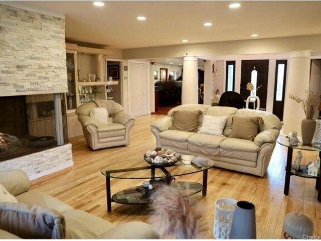 house with 4 bedroom, White Plains NY DS101780740