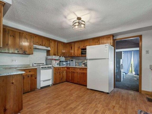 house with 4 bedroom, Whitefield NH ES104043895