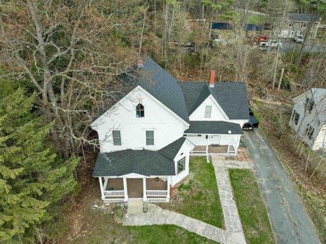 house with 4 bedroom, Whitefield NH ES103931515