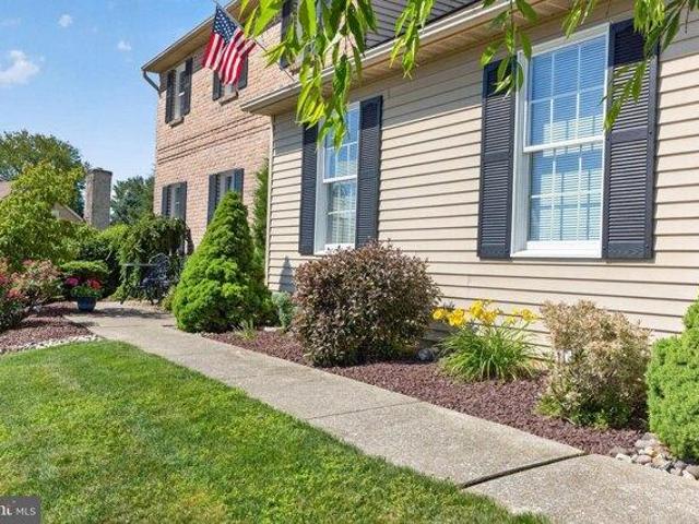house with 4 bedroom, Whitehall PA ES103625798
