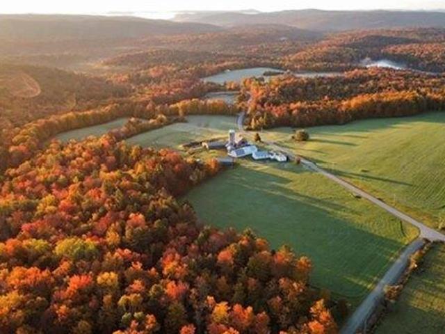 house with 4 bedroom, Whitingham VT DS104299558